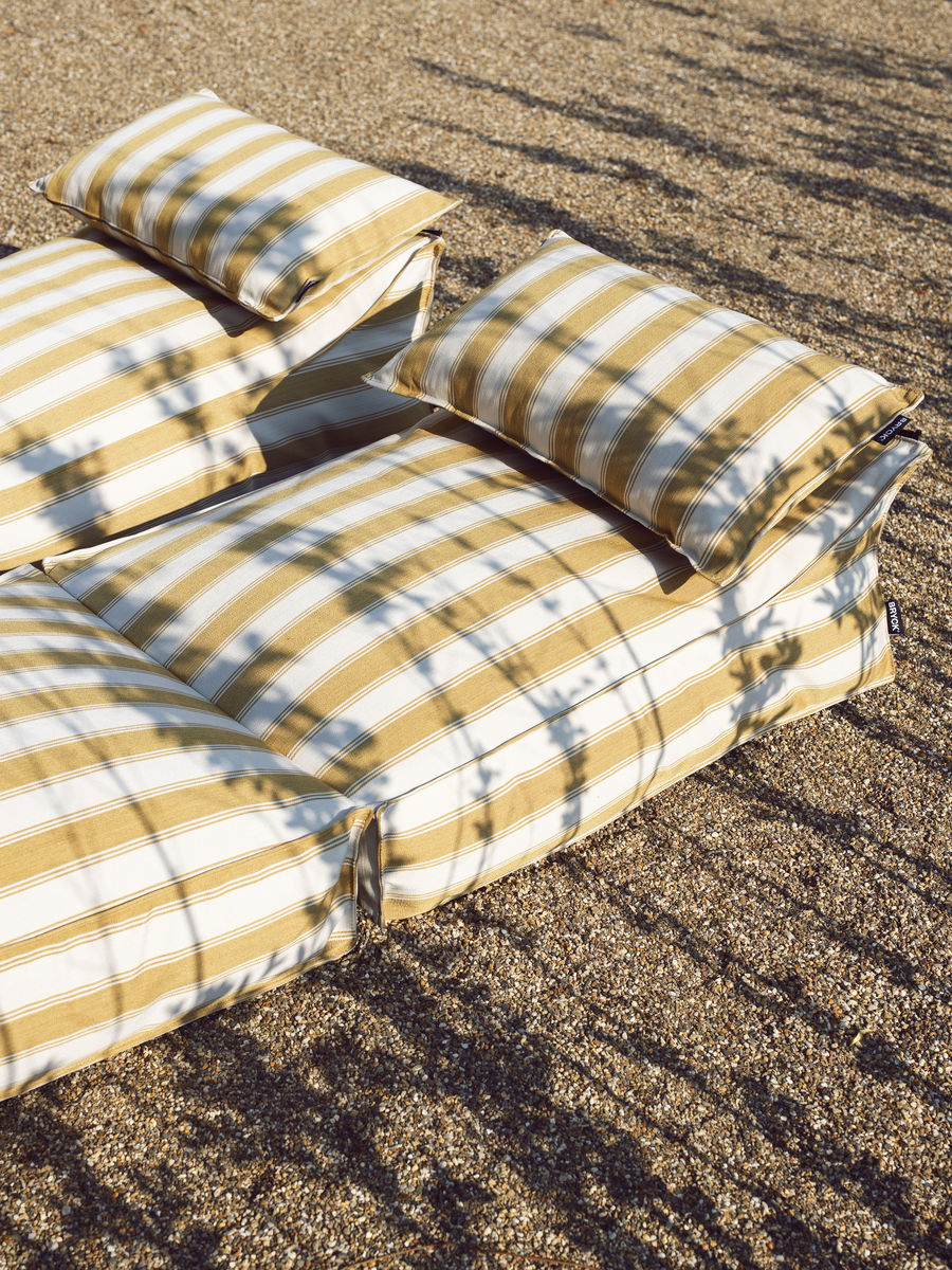 The Bryck daybed Loro Piana ~ Limited Edition – The Slow Store